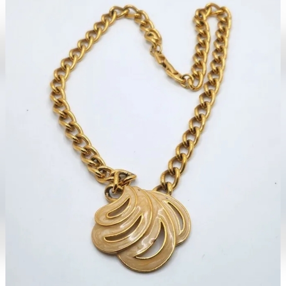 Napier | Jewelry | Vintage Napier Chain Necklace With Pat Pending Stamp ...
